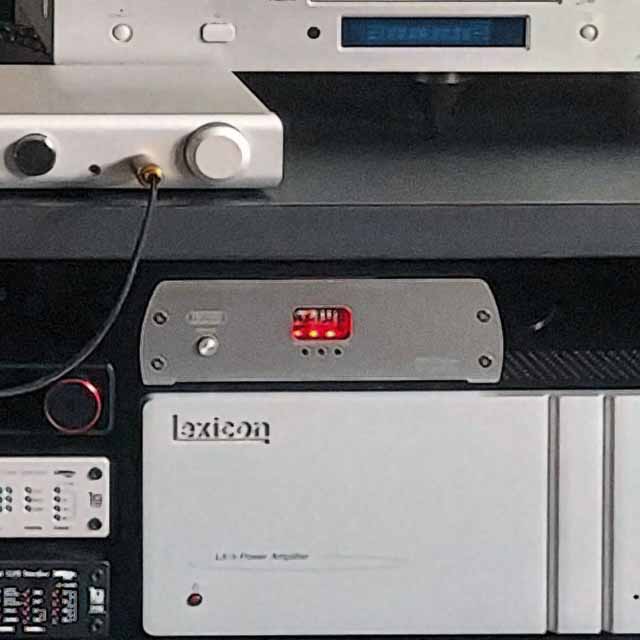 EN Control Units for DS-Audio optical cartridges